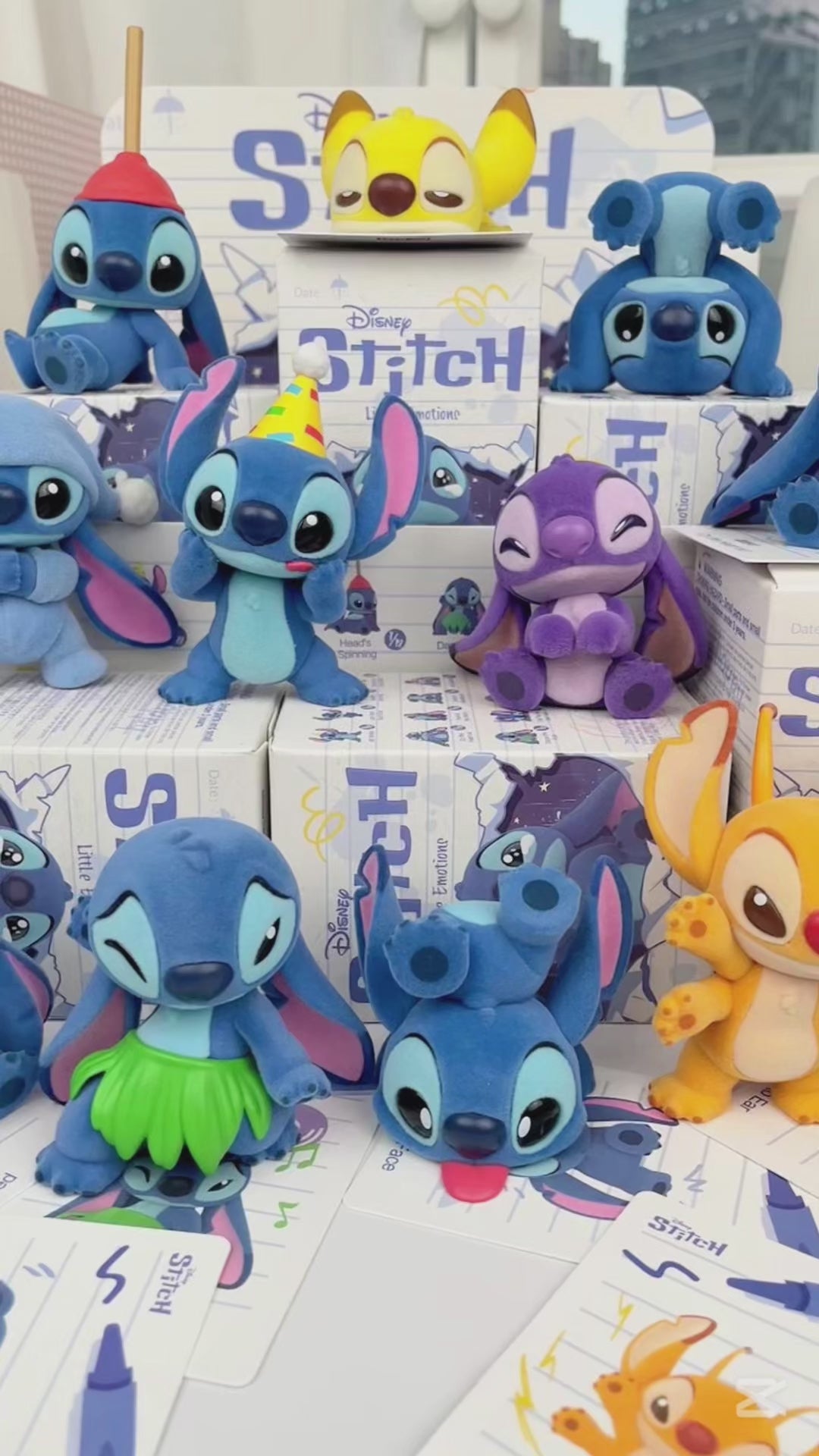 Original POPMART Stitch Little Emotions Series Figures Blind Box 泡泡玛特史 ...